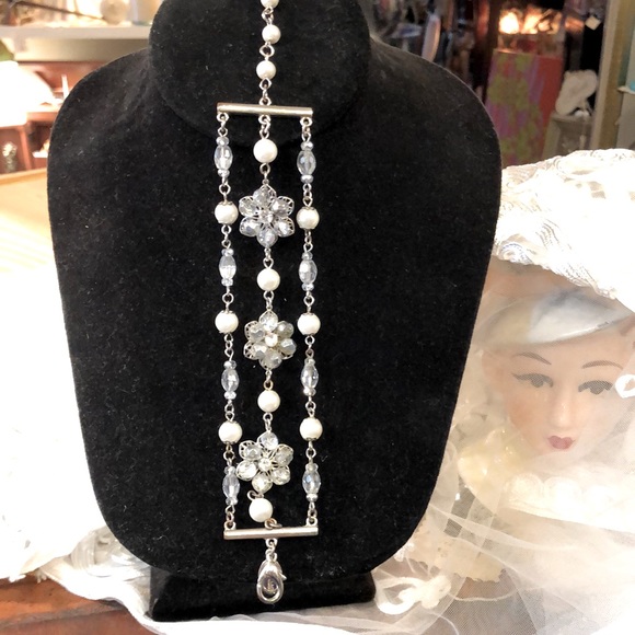 White House Black Market | Jewelry | Vintage White Houseblack Market ...